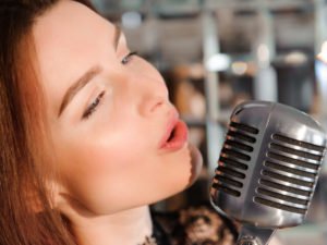 Contralto: principais características dessa voz – Cursos de Canto